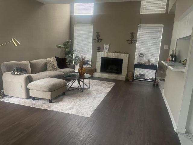 Townhome Loft Style Apartment
