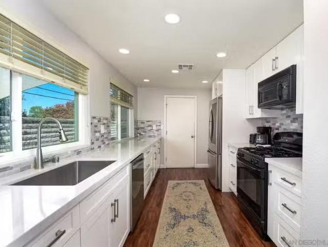 Townhome, Mediterranean/Spanish San Diego, CA 1467 Sundance.