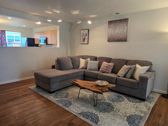 Townhome Near Light Rail