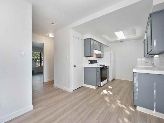 Townhomes at 201 2 Bedroom Apartment for Rent at 201 E Grant Line Rd, Tracy, CA 95376