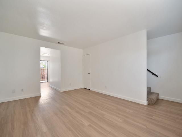 Townhomes at 201 2 Bedroom Apartment for Rent at 201 E Grant Line Rd, Tracy, CA 95376