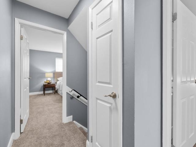 Townhomes at Bexley Creek 1 Bedroom Apartment for Rent at 3058 Allegheny Avenue, Columbus, OH 43209 Broadleigh
