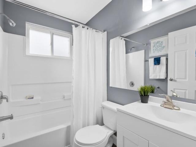 Townhomes at Bexley Creek 1 Bedroom Apartment for Rent at 3058 Allegheny Ave, Columbus, OH 43209 Broadleigh