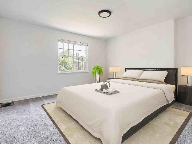 Townhomes at Bexley 2 Bedroom Apartment for Rent at 51 Mayfair Blvd, Columbus, OH 43213 Eastmoor