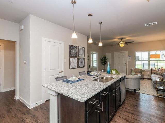 Townhomes at Bluebonnet Trail 4 Bedroom Apartment for Rent at 168 Verbena Dr, Waxahachie, TX 75165