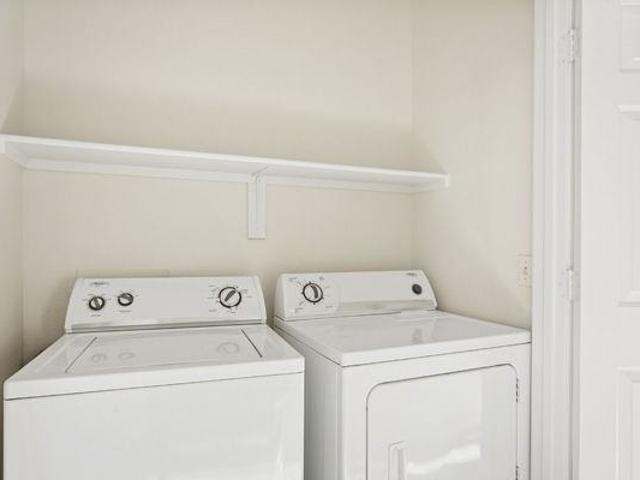 Townhomes at Kyrene 3 Bedroom Apartment for Rent at 647 W Baseline Rd, Tempe, AZ 85283 Pepperwood