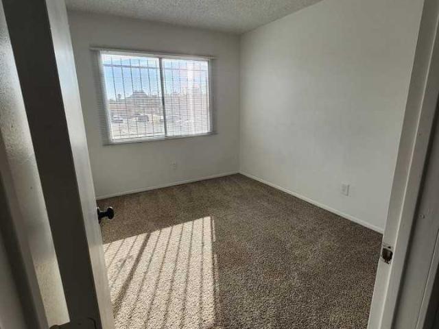 Townhomes available, ask about our move in specials! 2 Bedroom Home for Rent at Multiple, Phoenix, AZ 85040