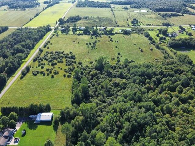 Townline Rd, North East, PA 16428