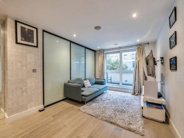 Townmead Road, Imperial Wharf, London SW6, 1 bed flat to rent, £2,701 pcm | PrimeLocation