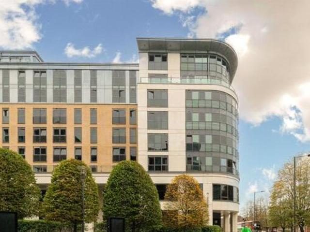Townmead Road, London, 2 Bedroom Apartment