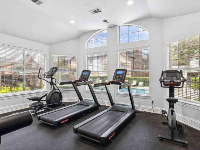 Towns of Chapel Hill 2 Bedroom Apartment for Rent at 6201 Chapel Hill Blvd, Plano, TX 75093