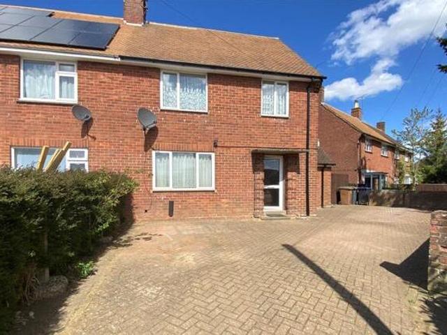 Townsend, Woodford Halse, 3 Bedroom Semi detached