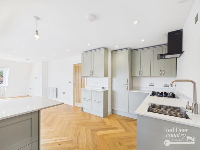 Townsend Road, Minehead TA24, 3 bed flat to rent, £1,400 pcm | PrimeLocation