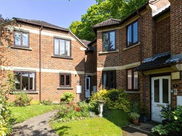 Townsend Road, Harpenden, 2 Bedroom Flat