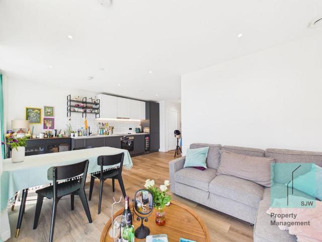 Townsend Road, London SE3 1 bed flat to rent £1,850 pcm £427 pw