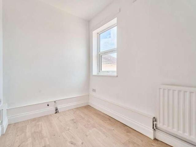 Townsend Road, Southall, UB1
