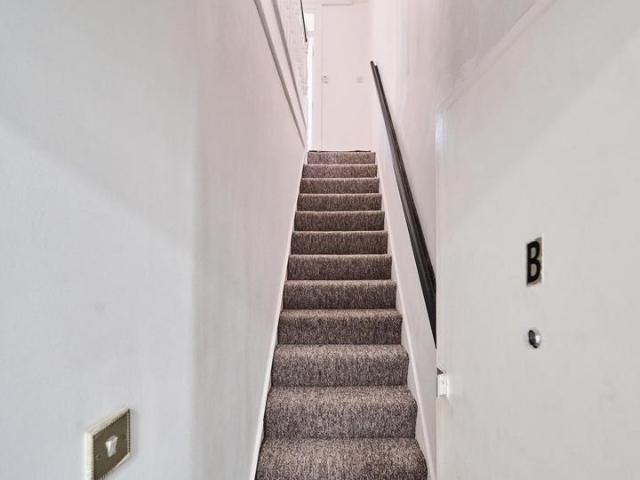 Townsend Road, Southall 3 bed flat to rent £1,950 pcm £450 pw