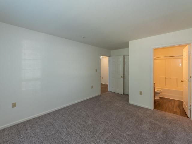 Townsend Square 3 Bedroom Apartment for Rent at 1100 Townsend Blvd, Fredericksburg, VA 22401