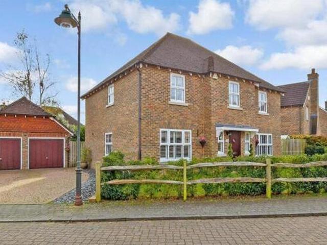 Townsend Square, Kings Hill, 5 Bedroom Detached
