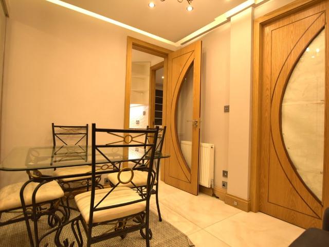 Townshend Court, Townshend Road, London NW8, 2 bed flat to rent, £2,950 pcm | PrimeLocation