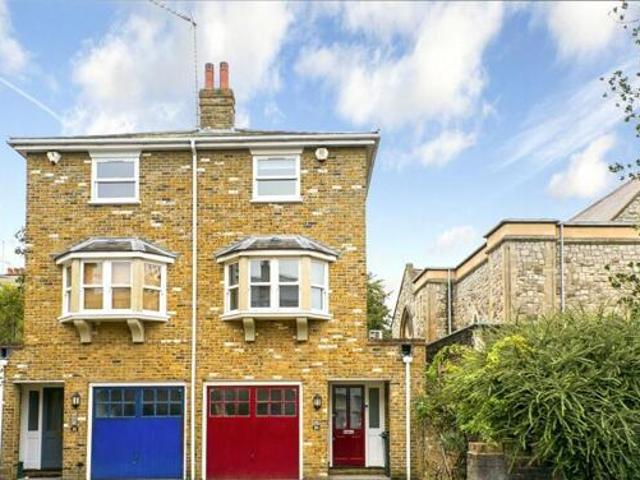 Townshend Road, Richmond, 3 Bedroom Semi detached