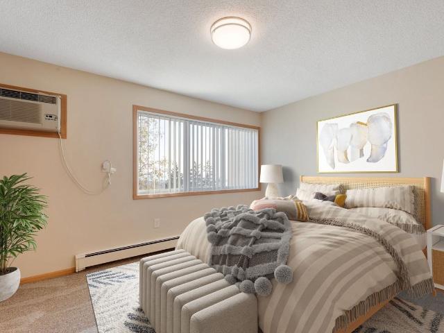 Townview Villas Studio Apartment for Rent at 625 W 2nd St, Duluth, MN 55806 Downtown Duluth