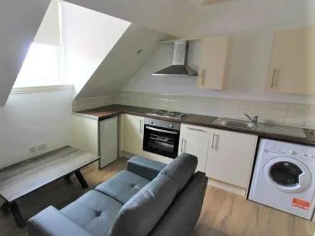 Toxteth Citizen Advice Bureau, High Park Street, Liverpool, L8 8LU, United Kingdom | 1 bed duplex for rent #165548568 | Rentberry