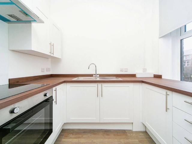 Toxteth, Liverpool L8, 2 bed flat to rent, £1,150 pcm | PrimeLocation