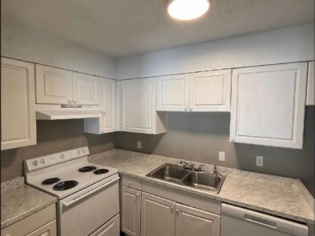 TMLSS MS Coastal Breeze LLC 2 Bedroom Apartment for Rent at 245 Mcdonnell Ave, Biloxi, MS 39531 West Biloxi