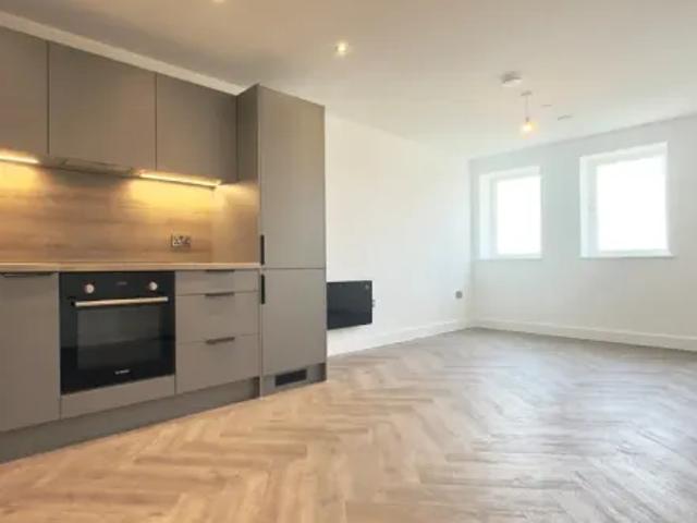 TSB, 2138 Coventry Road, Birmingham, B26 3JW, United Kingdom | 1 bed apartment for rent #167782589 | Rentberry