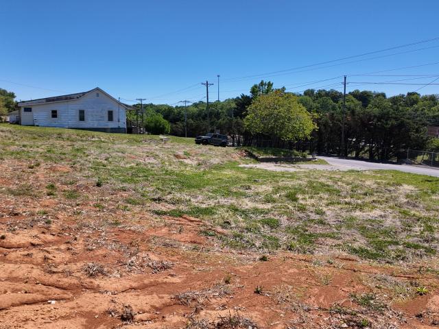 Tr 1 East Bernard Avenue