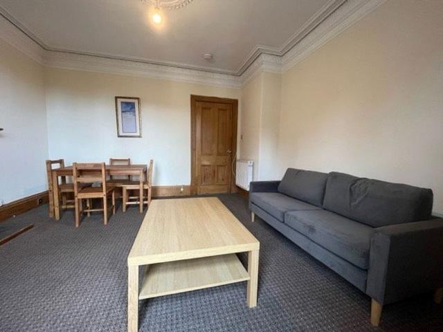 TR Baldovan Terrace, Dundee
