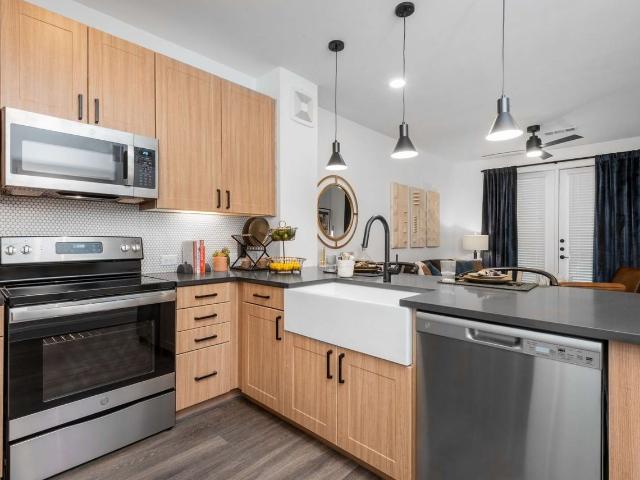Troubadour Apartments 1 Bedroom Apartment for Rent at 3403 Harmon Ave, Austin, TX 78705 Hancock
