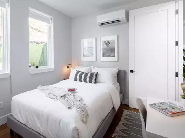 Troutman St #276
