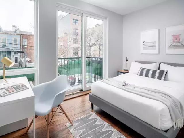 Troutman St #280