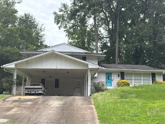 Troutdale Dr