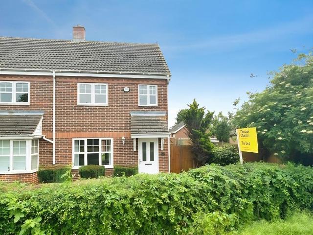 Trow Close, MK45 3 bed end of terrace house to rent £1,375 pcm £317 pw