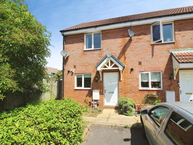 Trowbridge Close Swindon, Swindon 2 bedrooms Property for lettings Mcfarlane