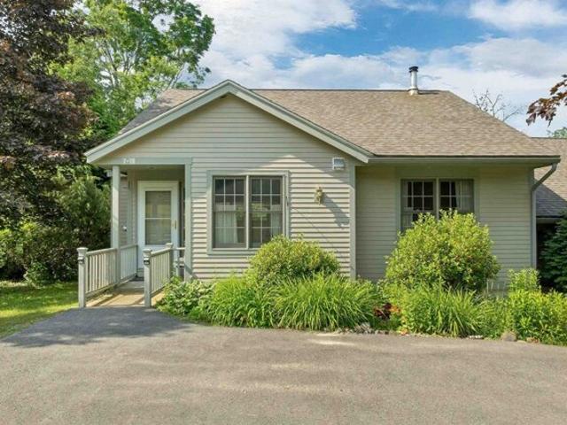 Troon Ter Unit,holderness, Condo For Sale