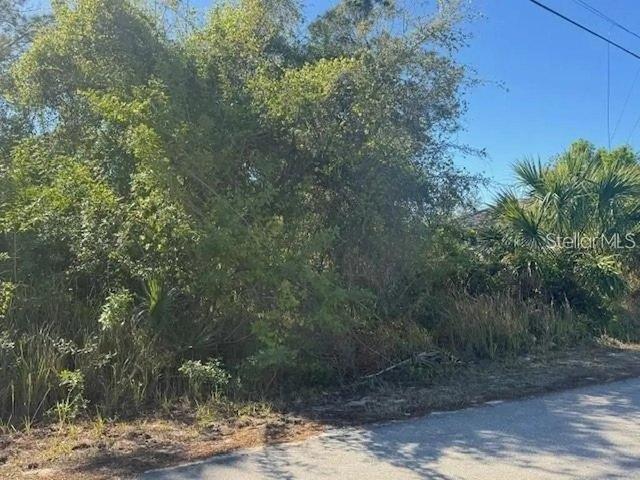 Troost St, North Port, FL 34288