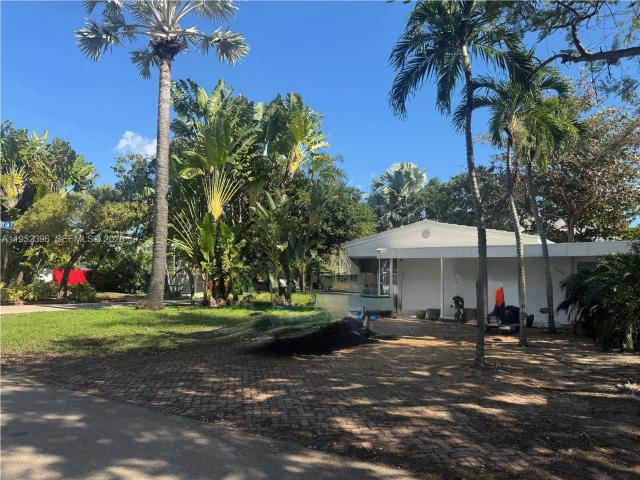Tropical Isle Homes, Key Biscayne, FL 33149 | MLS #A11952 | Compass