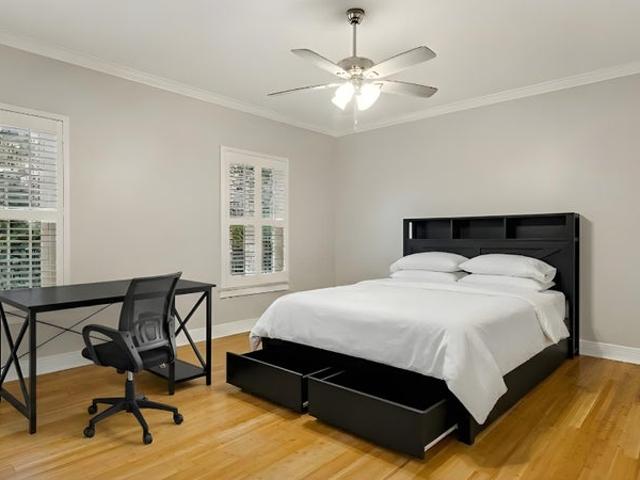 TRAVEL NURSE READY All Utilities Paid + 2 Pools