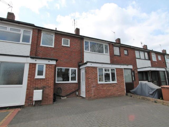 Travellers Lane, Hatfield AL10, 3 bed terraced house to rent, £1,775 pcm | PrimeLocation