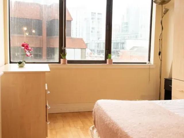 Travelodge, 6 13 Chamber Street, London, E1 8BL, United Kingdom | Room for rent #63007157 | Rentberry