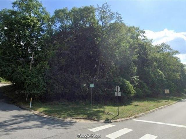 Traverse Rd, Pittsburgh, PA 15236