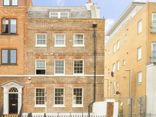 Travis Perkins, 113 Dalston Lane, Lower Clapton, London, E8 1NH, United Kingdom | 3 bed apartment for rent #138990173 | Rentberry