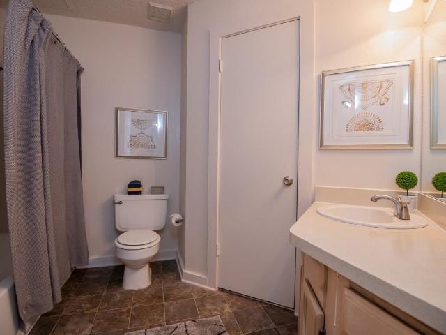 Trace Apts. 2 Bedroom Apartment for Rent at 340 Arbor Dr, Ridgeland, MS 39157