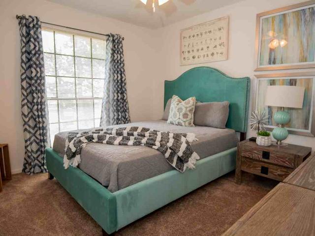 Trace Apts. 2 Bedroom Apartment for Rent at 340 Arbor Dr, Ridgeland, MS 39157