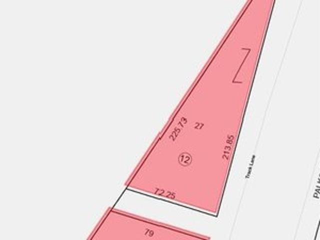 Track Ln, Mount Pleasant, PA 15666