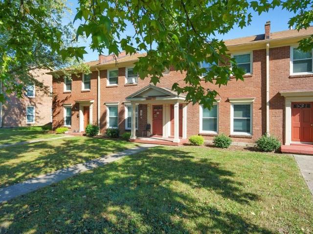 Tracks at Seymour 2 Bedroom Apartment for Rent at 1240 Jackson Park Pl, Seymour, IN 47274